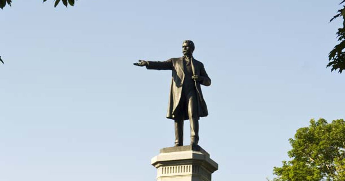 Monument Honoré-Mercier - Art public de la Ville de Québec