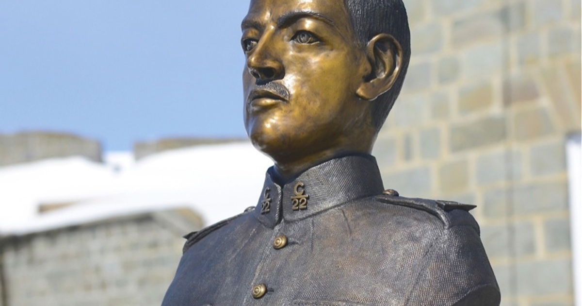 Buste de Joseph Helmer Jolicoeur - Art public de la Ville de Québec